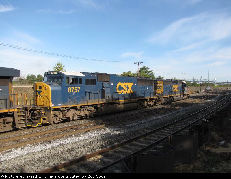 CSX 8757